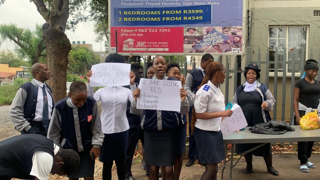 “You Are Loved by God”: Gauteng Corps Youth Reach the Streets of Jeppe ...
